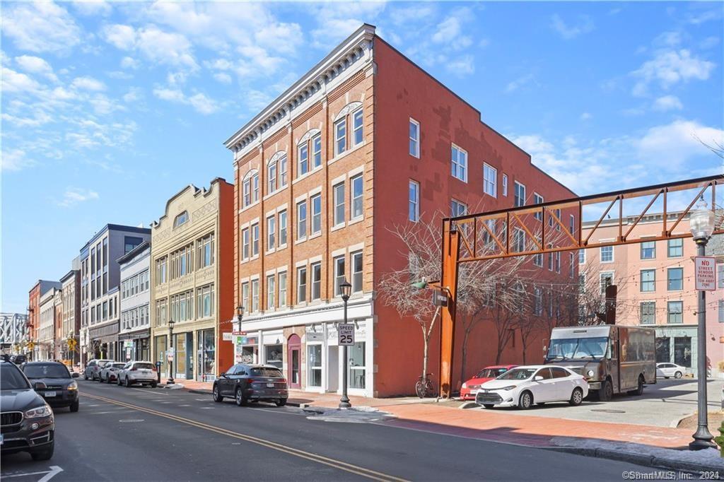 131 Washington St Unit 203, Norwalk, CT 06854 - Condo for Rent in ...