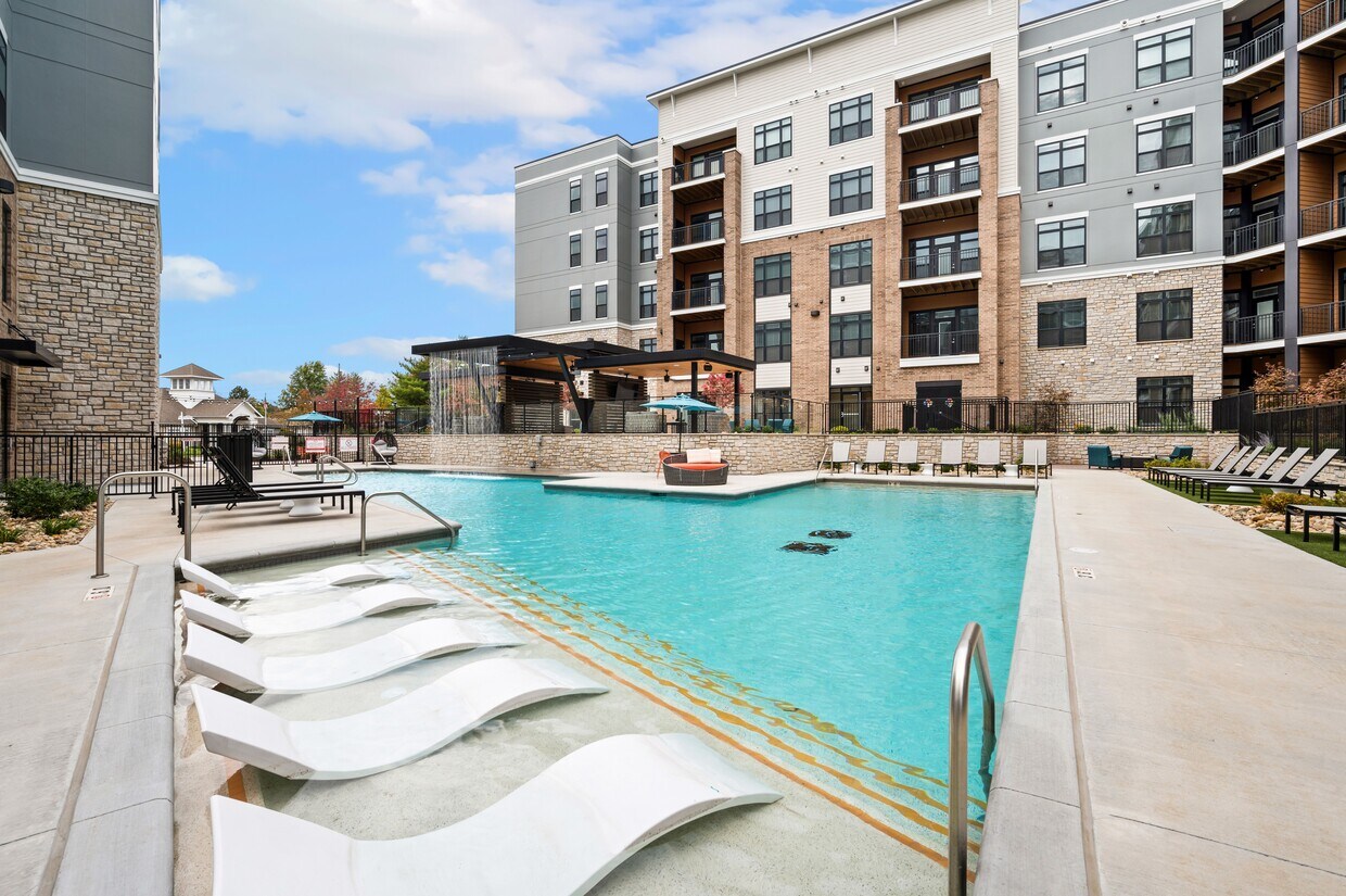 NEO Vantage Point - 12401-12501 Boulder Springs Pky Saint Louis, MO ...
