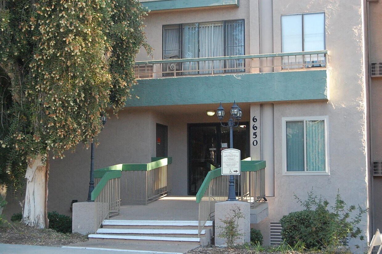 6650 Amherst St Unit 12A, San Diego, CA 92115 - Condo for Rent in San ...