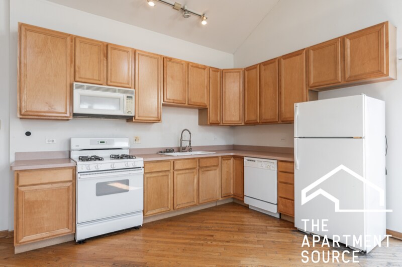 1446 W Chicago Ave, Chicago, IL 60642 | Apartments.com