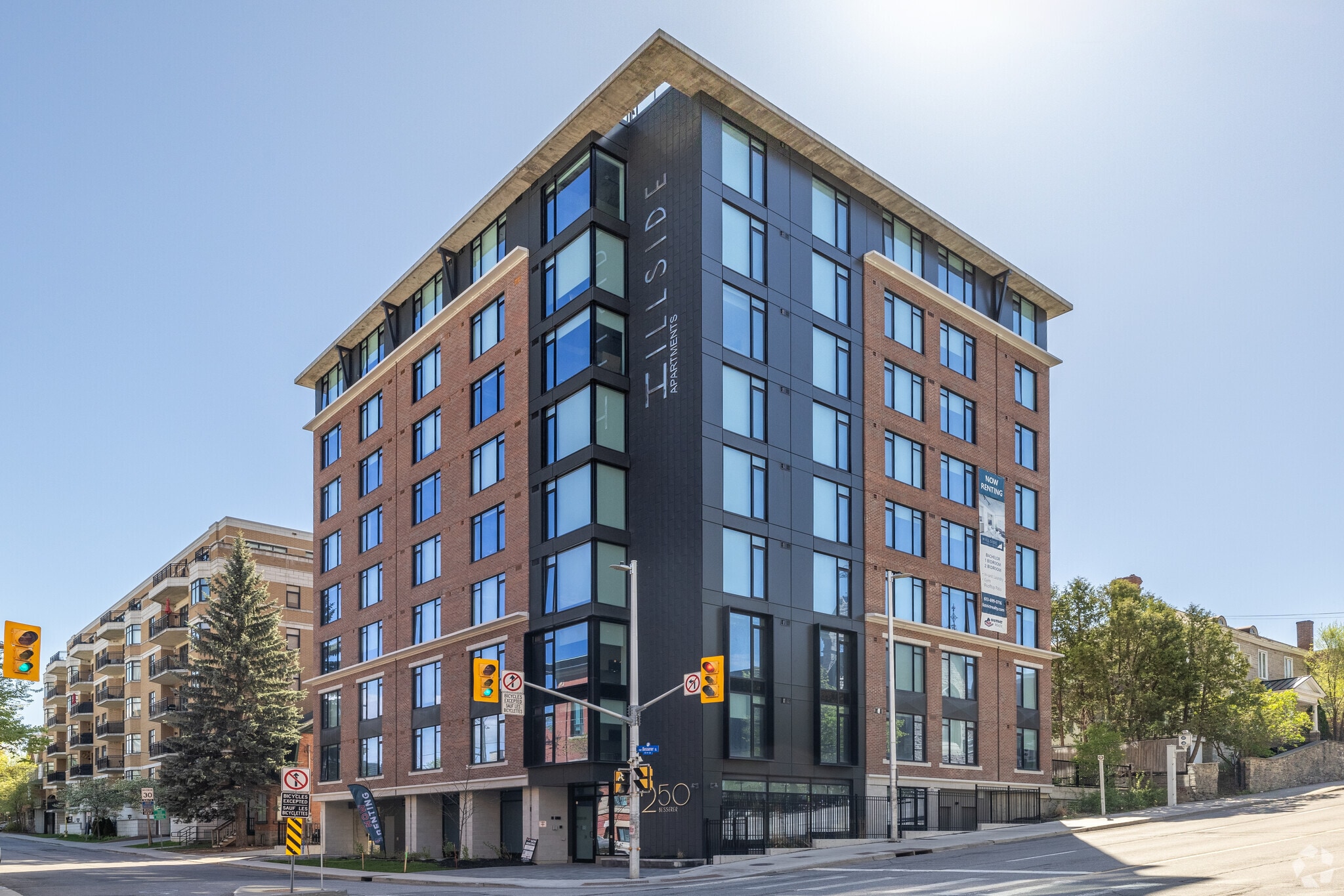 Hillside Apartments Apartments - 250 Besserer St Ottawa, ON ...