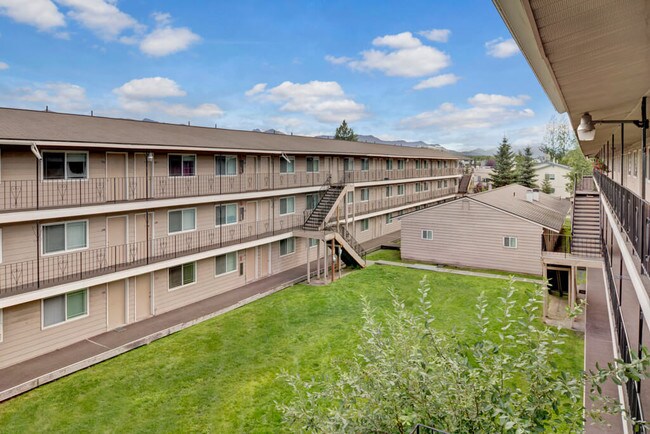 College View Apartments - Anchorage, AK | Apartments.com