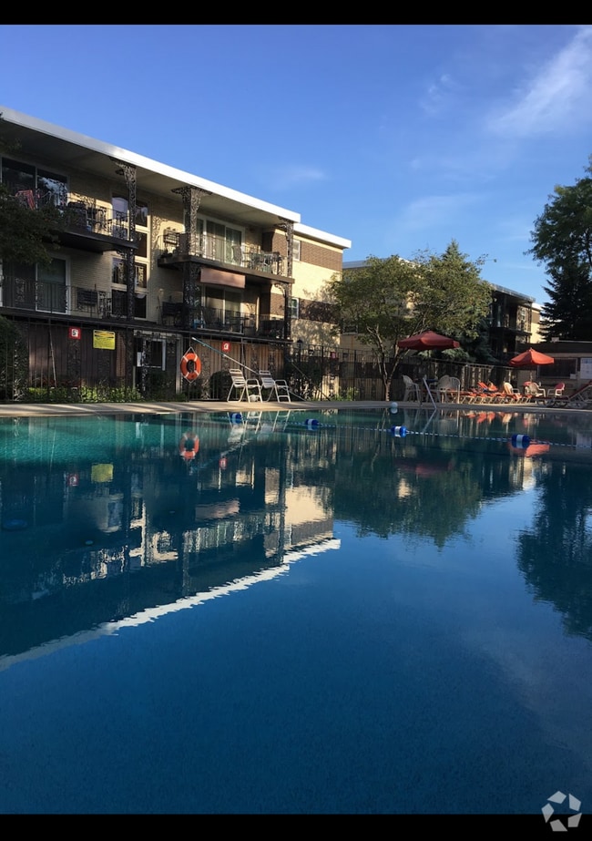 Countryside IL Condos for Rent | Apartments.com