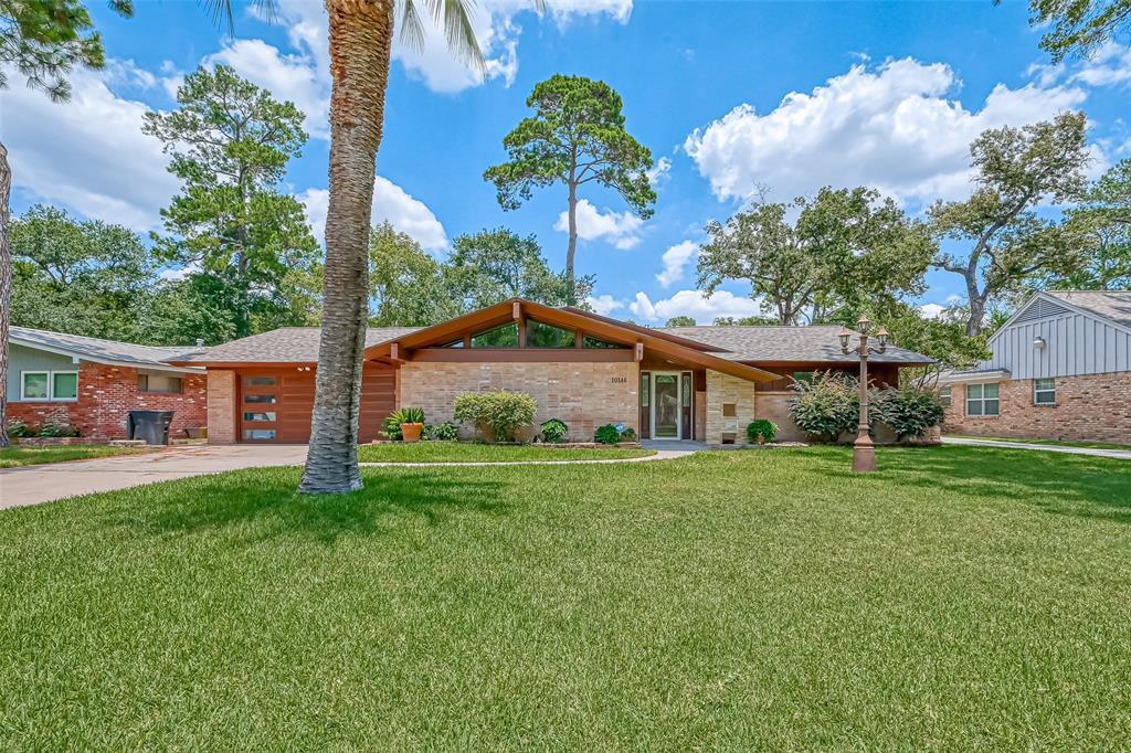 10146 Hazelhurst Dr, Houston, TX 77043 - House Rental in Houston, TX ...