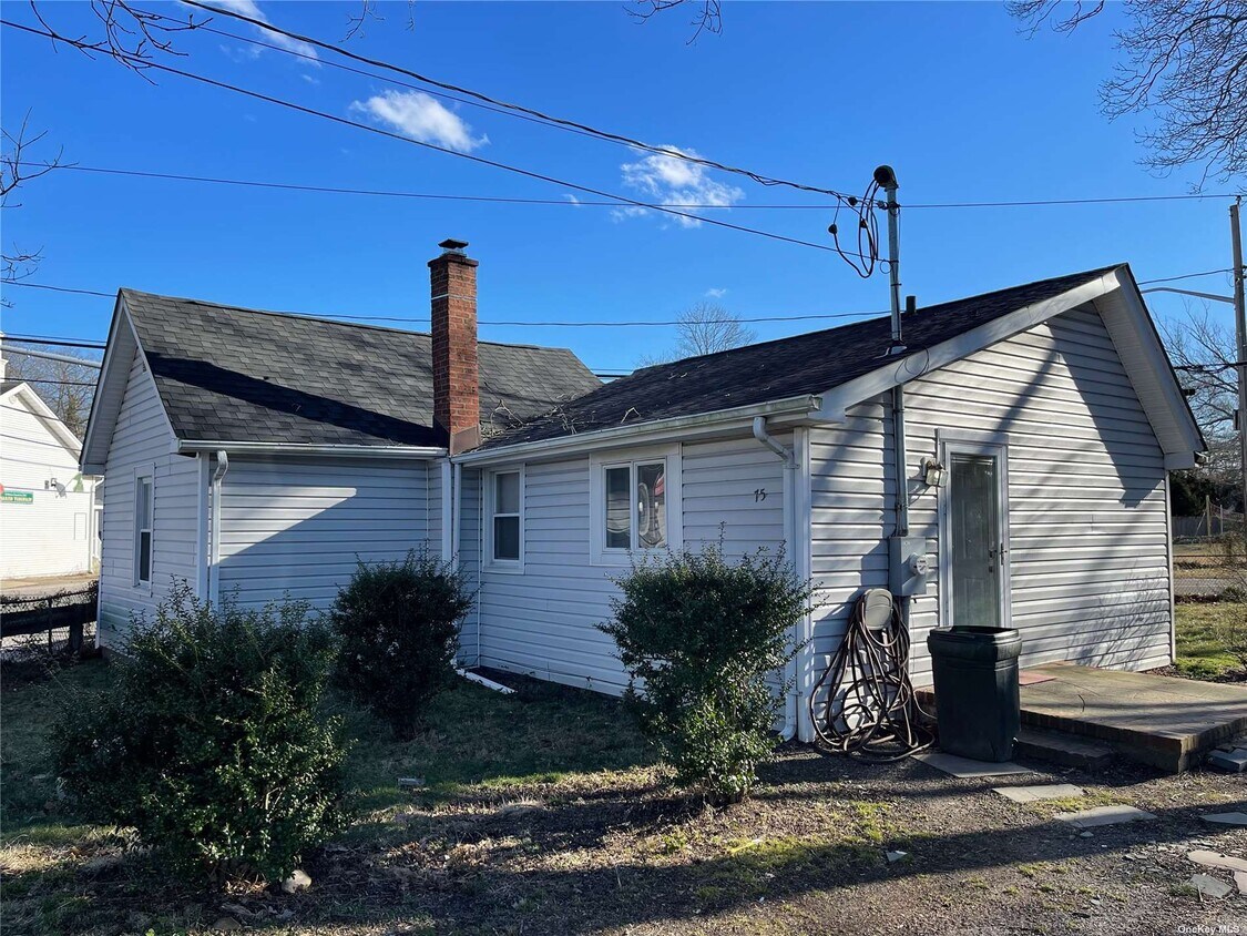 75 Whittier Dr, Mastic Beach, NY 11951 - House Rental in Mastic Beach ...