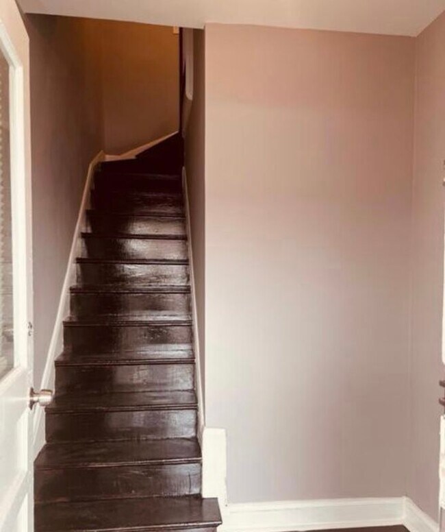 Berea Apartments for Rent with High Ceilings - Baltimore, MD - Updated ...