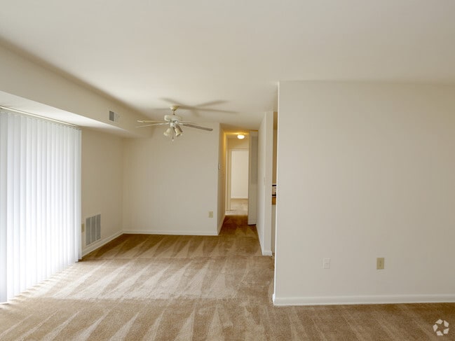 Quiet Waters Landing Apartments - 1293 Thom Ct Annapolis, MD ...