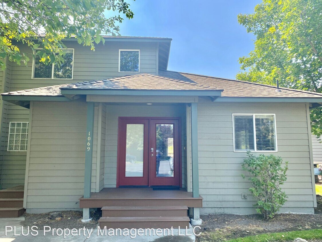 1069 Golden Pheasant Dr, Redmond, OR 97756 - House Rental in Redmond ...