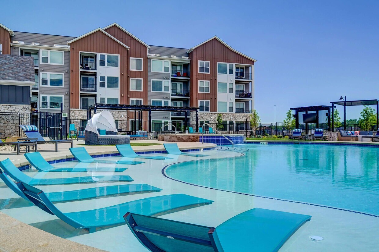 Clear Creek Crossing - Apartments in Wheat Ridge, CO | Apartments.com