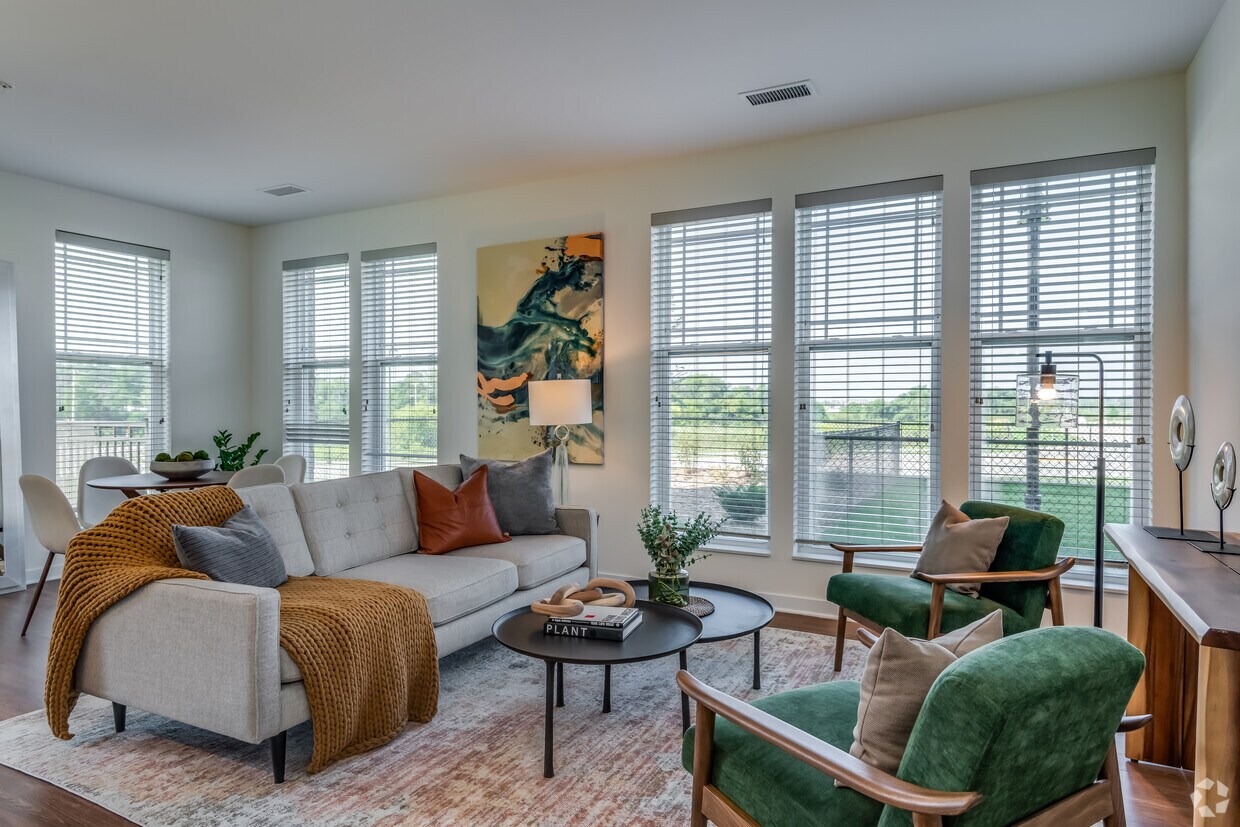 Prado - 1957 W Creekside Crossing Cir Oak Creek, WI | Apartments.com