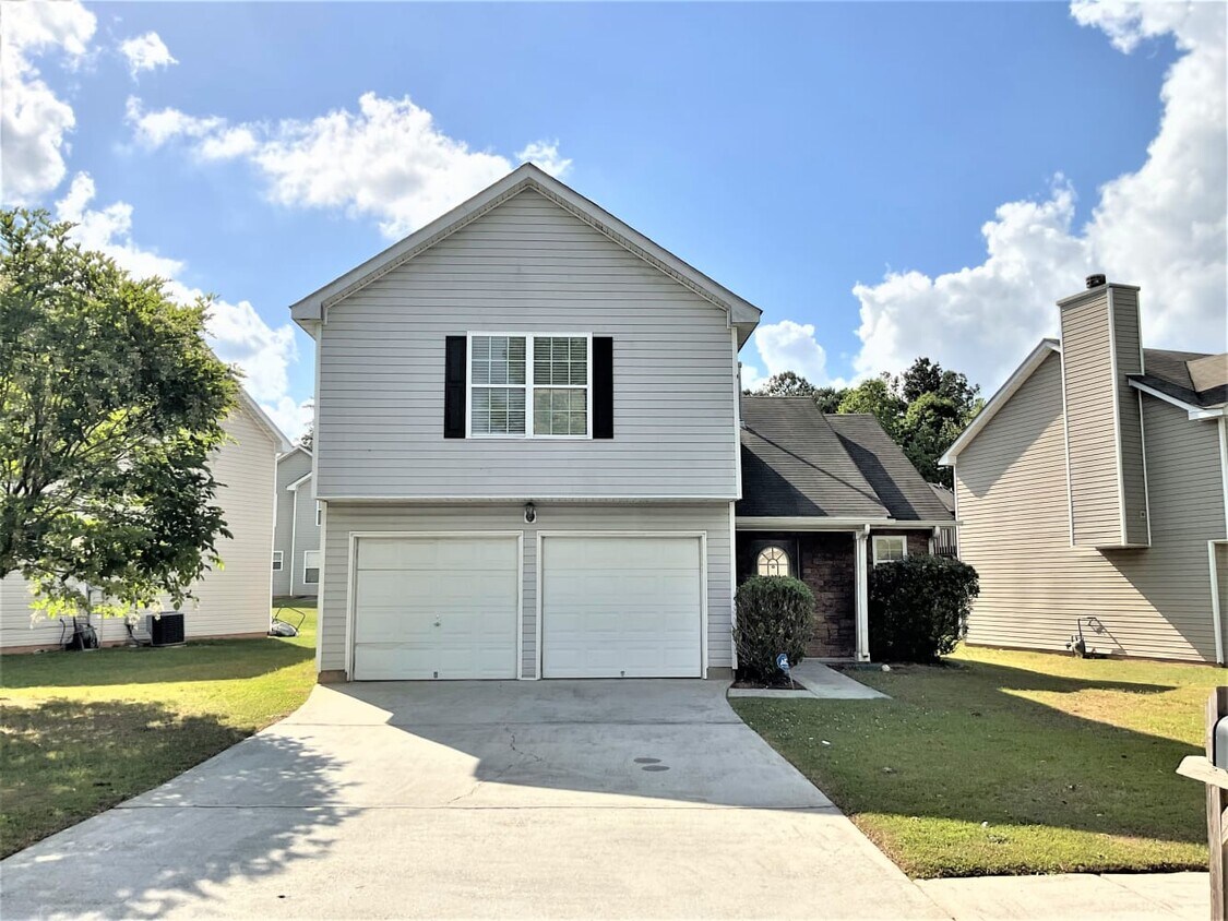 555 Ventura Ln - House Rental in College Park, GA | Apartments.com