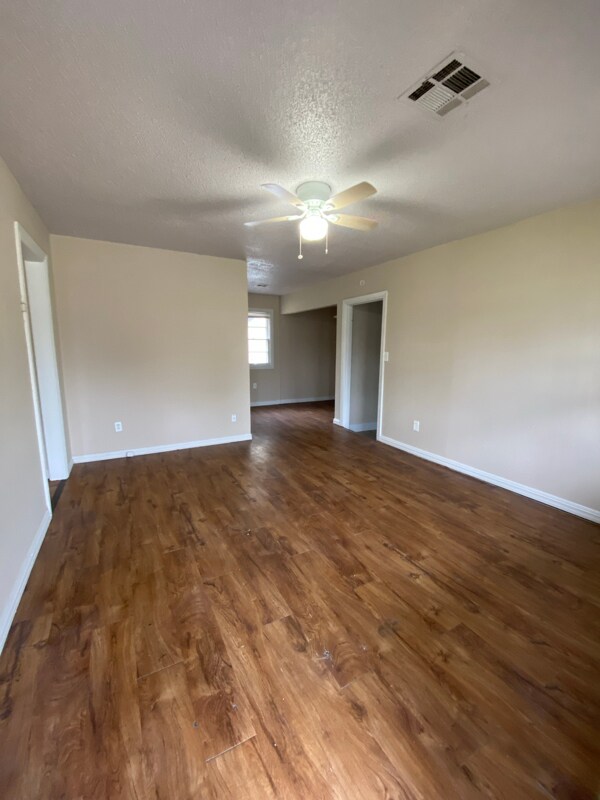 2119 Pearson Dr, Midwest City, OK 73110 | Apartments.com