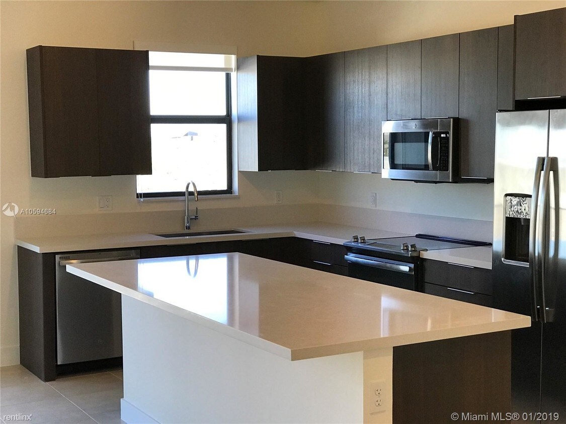 10431 NW 82nd St Unit # 32IV, Doral, FL 33178 - Condo for Rent in Doral ...