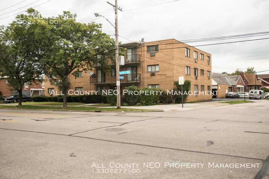 17901 Lake Shore Blvd Unit 202, Cleveland, OH 44119 - Room for Rent in ...