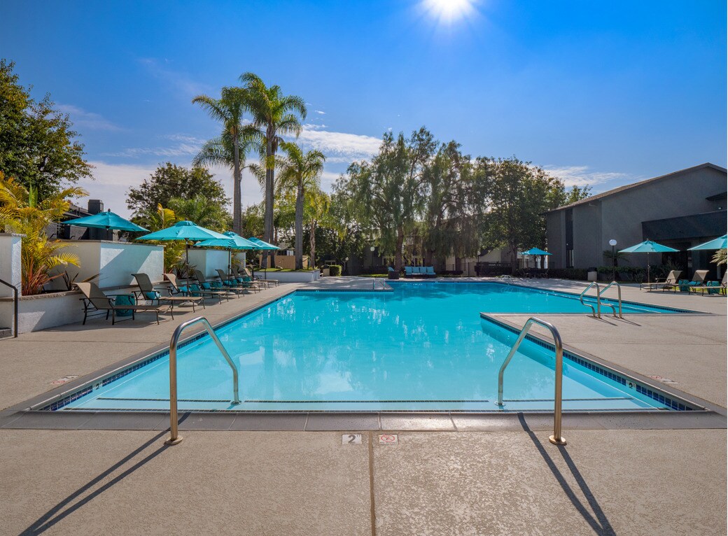 Pepperwood Apartments - Vista, CA | Apartments.com