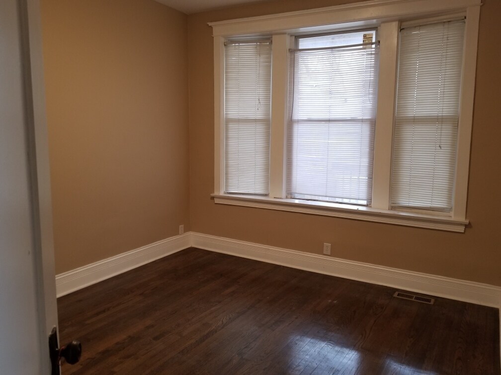 5743 S Green St Unit 1, Chicago, IL 60621 - 5743 S Green St Chicago, IL ...