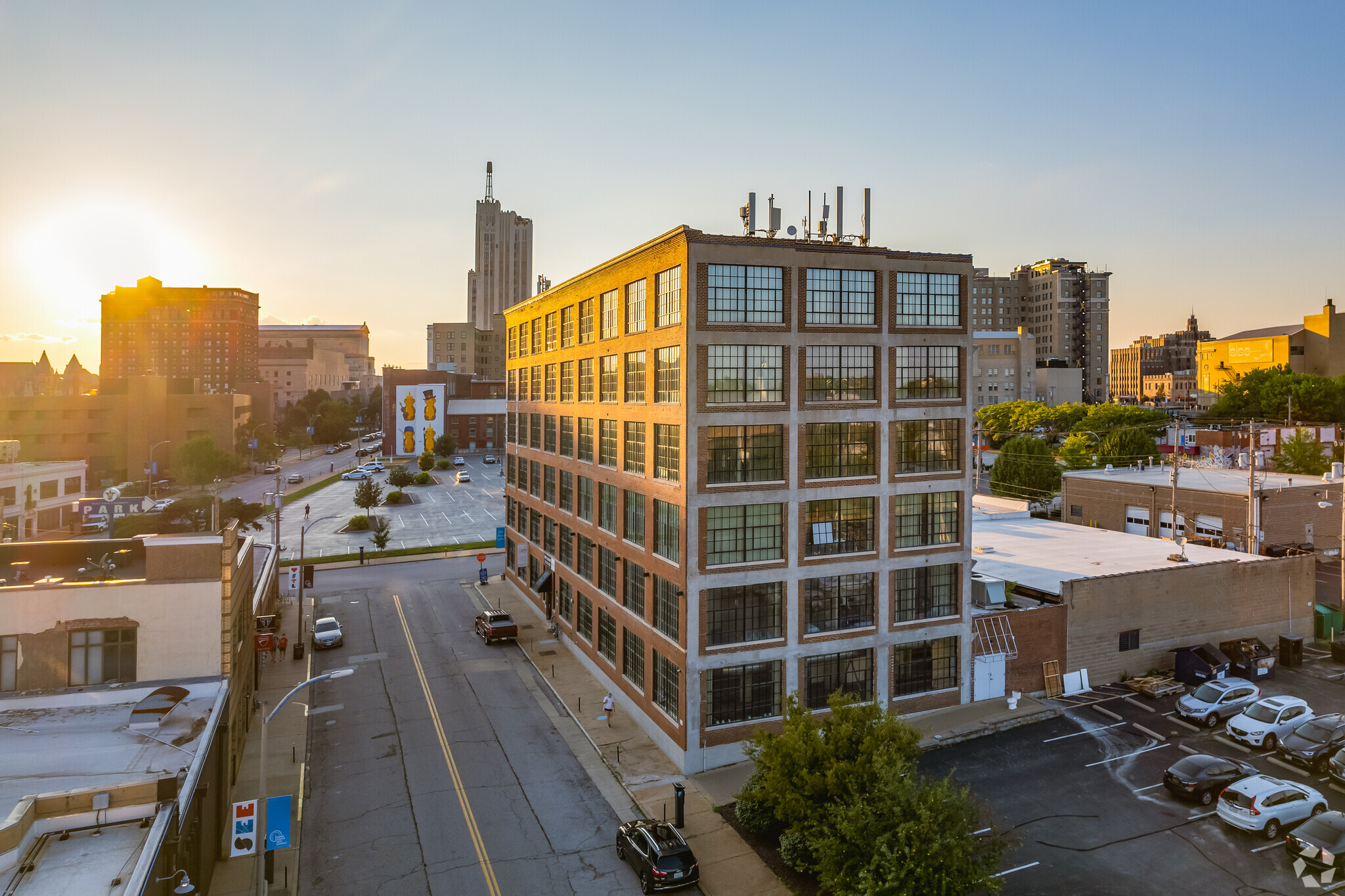 PW Shoe Lofts - 3433 Locust St Saint Louis, MO 63103 | Apartments.com