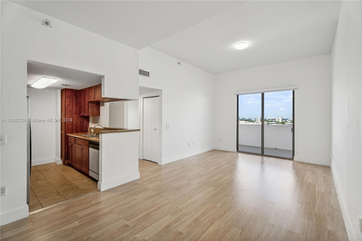 36 NW 6th Ave Unit TS-3, Miami, FL 33128 - Condo for Rent in Miami, FL | Apartments.com