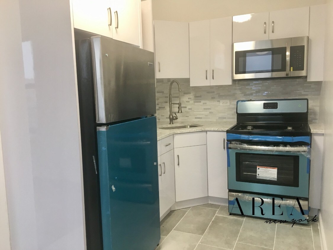 536 Isham St, New York, NY 10034 - House Rental in New York, NY ...