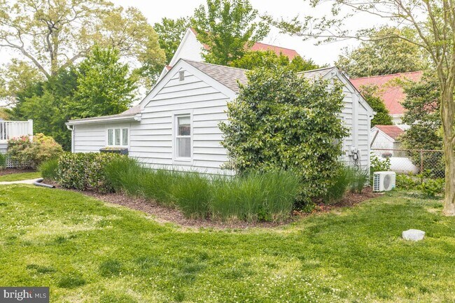 2040 Poplar Ridge Rd, Pasadena, MD 21122 - House Rental in Pasadena, MD ...