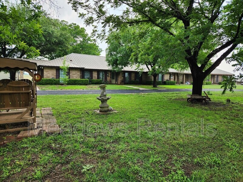 15796 Chapel Rd, Lorena, TX 76655 - House Rental in Lorena, TX ...