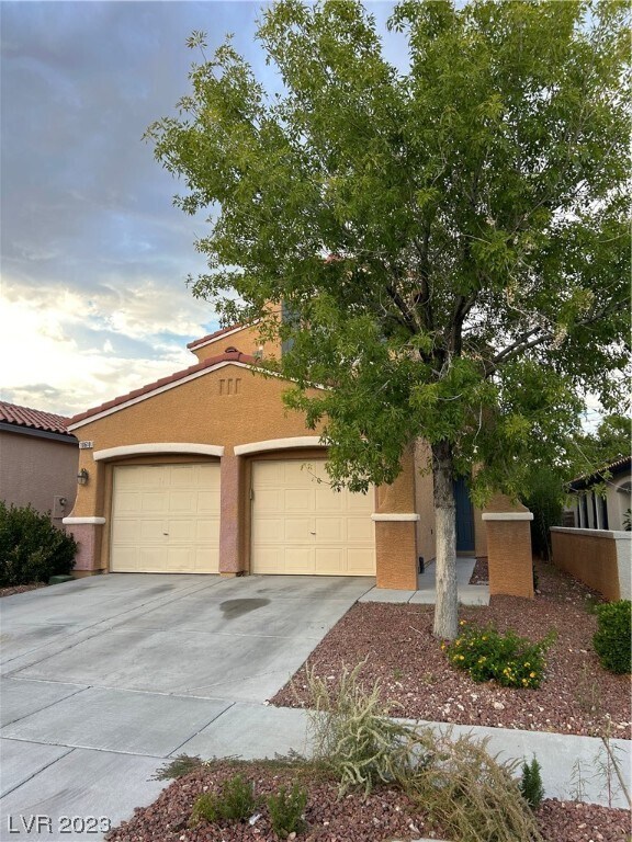 10610 Calico Pines Ave, Las Vegas, NV 89135 - House Rental in Las Vegas ...