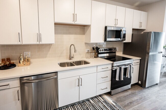 Castleberry Park - Apartments in Atlanta, GA | Apartments.com