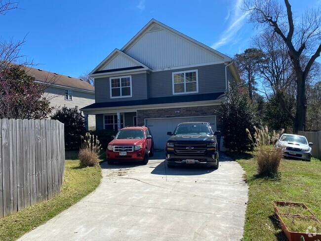 Northside Apartments for Rent with EV Charging - Norfolk, VA - Updated ...