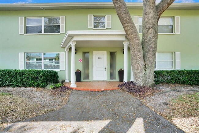 4533 Overlook Dr NE Unit B, Saint Petersburg, FL 33703 - Room for Rent ...