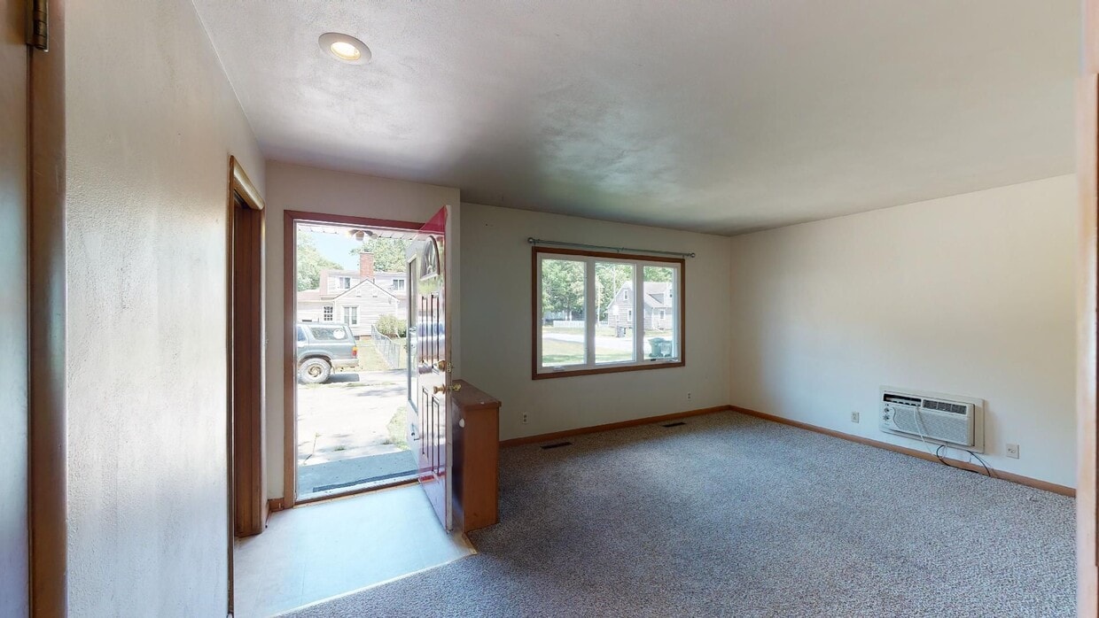 713 Stanton Ave, Ames, IA 50014 - House Rental in Ames, IA | Apartments.com