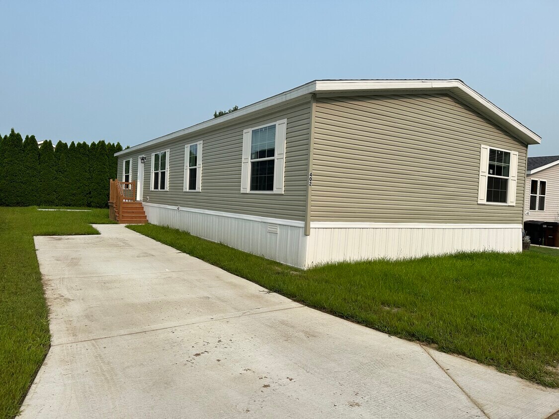 402 Laurel Oak Ln, Whittaker, MI 48190 - House Rental in Whittaker, MI ...