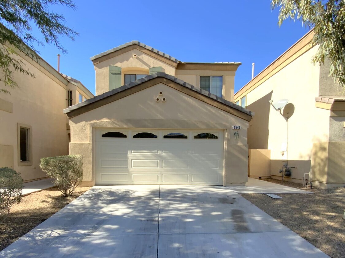 6545 Raven Hall St, North Las Vegas, NV 89084 | Apartments.com