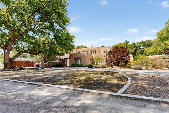 Prado Apartments for Rent with Parking - Albuquerque, NM - Updated ...