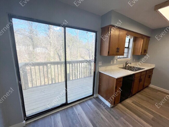 3307 Pinewood Terrace, Chattanooga, TN 37411 - Condo for Rent in ...