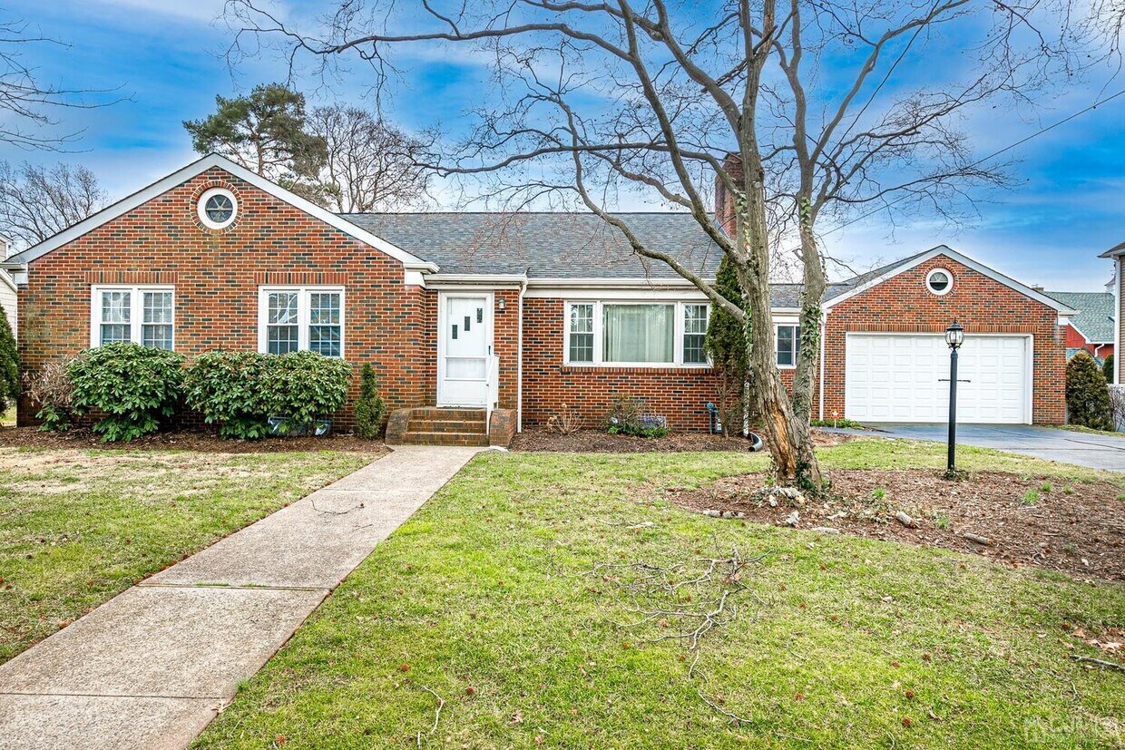 174 E Chestnut Ave, Metuchen, NJ 08840 - House Rental in Metuchen, NJ ...