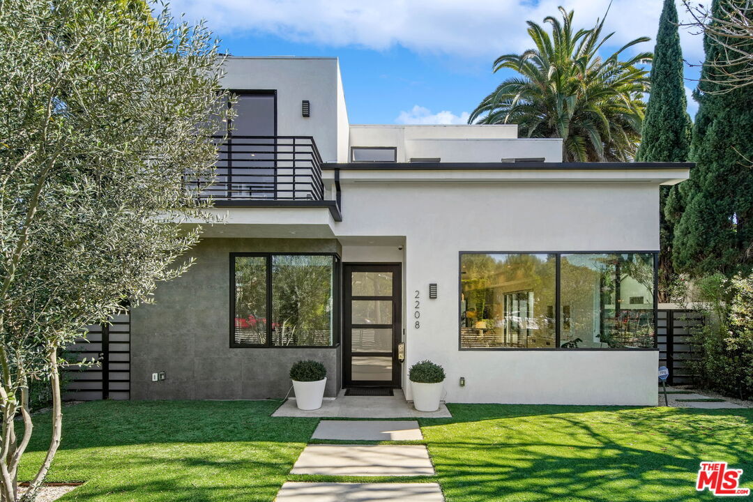 2208 California Ave, Santa Monica, CA 90403 - House Rental in Santa ...