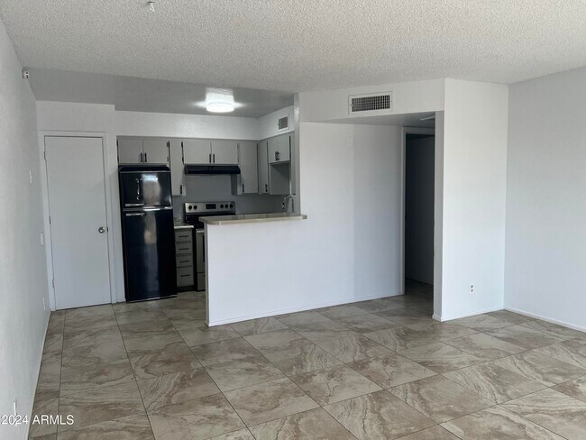 506 E Southern Ave Unit 2, Apache Junction, AZ 85119 - Room for Rent in ...