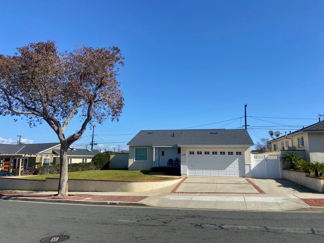 21806 Redbeam Ave, Torrance, CA 90503 - House Rental in Torrance, CA ...