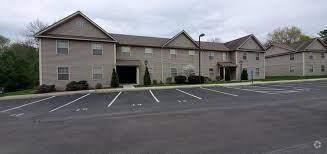 Oakwood Park Apartments for Rent with a Swimming Pool - New Paltz, NY ...