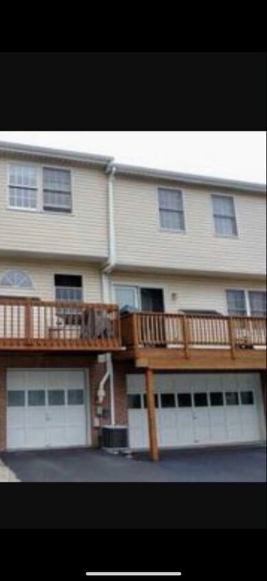 383 Jubilee Dr, Bridgeville, PA 15017 - House Rental in Bridgeville, PA ...