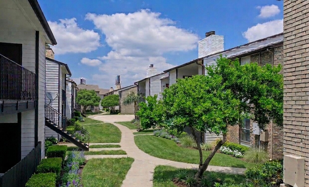 The Palms Apartments - 2503 Panagard Dr Houston, TX 77082 | Apartments.com