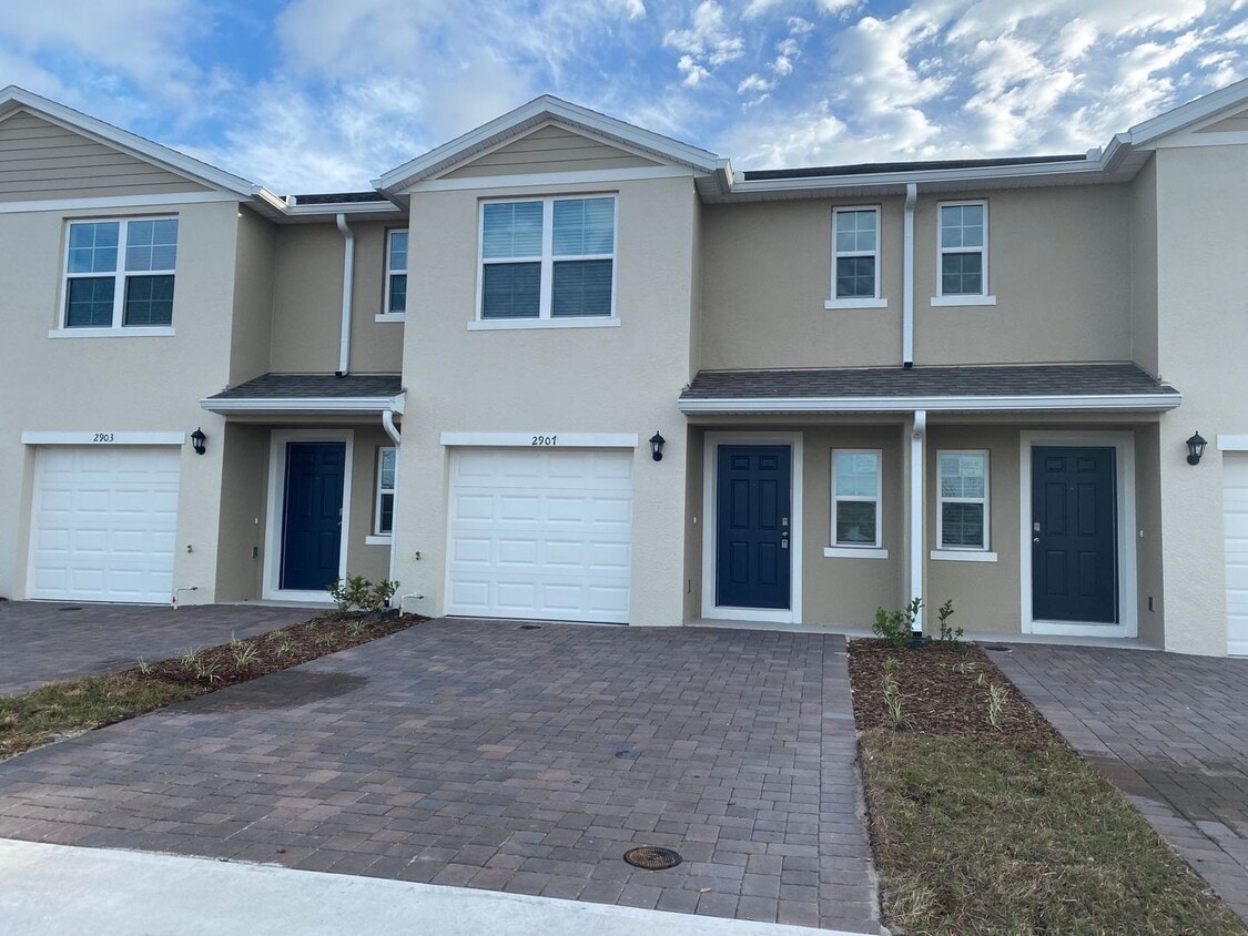 2907 Brie Hammock Bnd, St. Cloud, FL 34773 - House Rental in St. Cloud, FL | Apartments.com