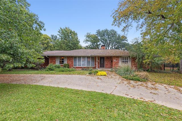 7192 W Circle Dr, Dallas, TX 75214 - House Rental in Dallas, TX ...
