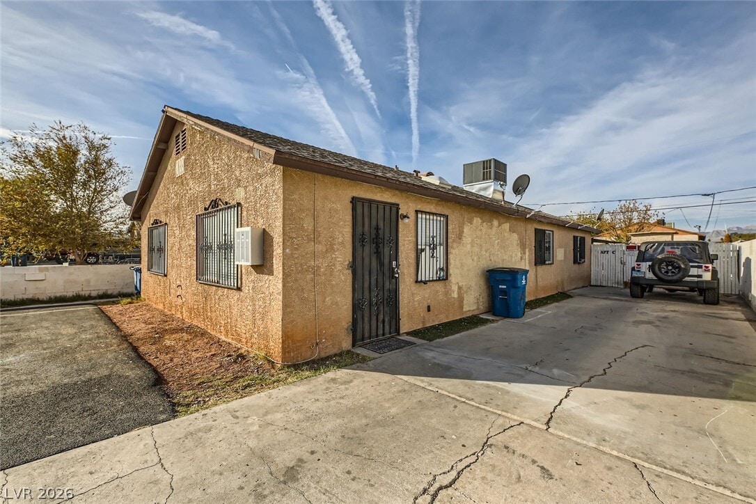 2133 Ellis St Unit A, North Las Vegas, NV 89030 - Room for Rent in ...