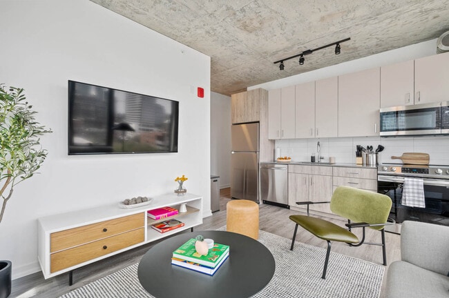 The 808 Cleveland - Apartments in Chicago, IL | Apartments.com