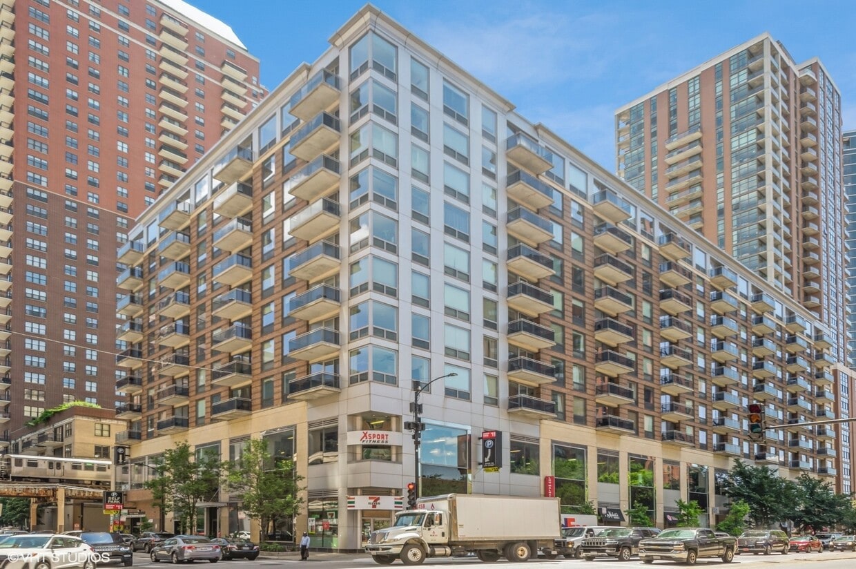1 E 8th St Unit 1018, Chicago, IL 60605 - Condo for Rent in Chicago, IL ...