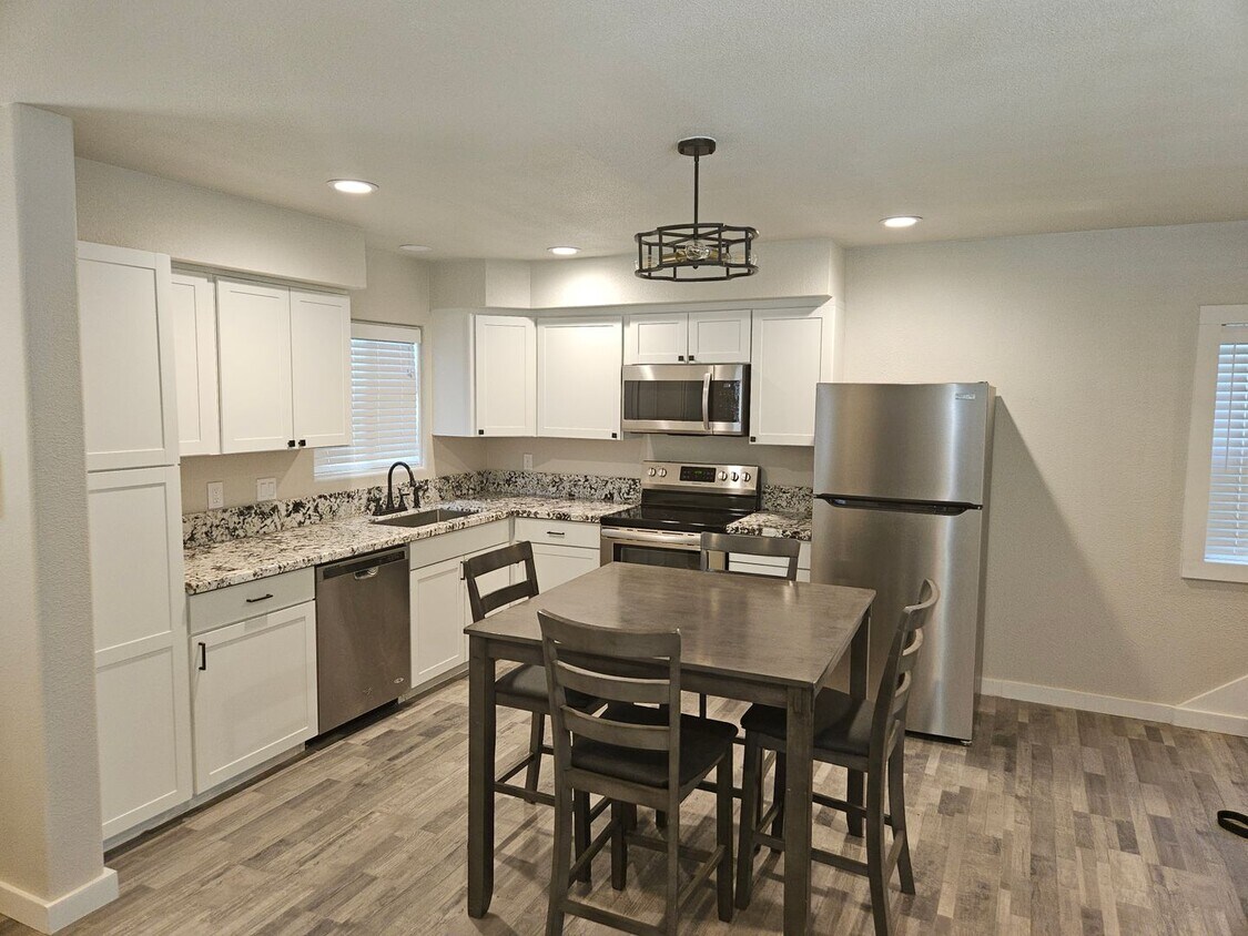 1831 Grace Ave, Redding, CA 96001 - House Rental in Redding, CA ...