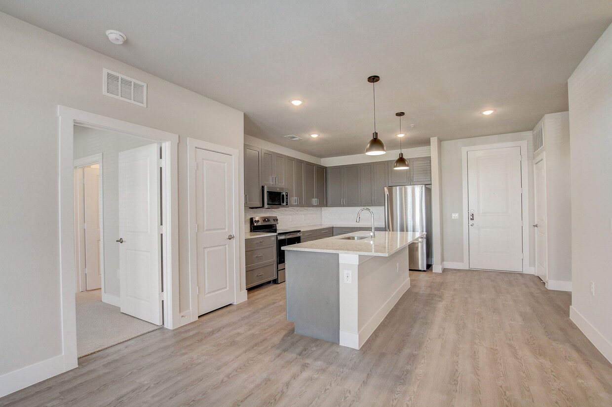The Bennett - 7301 S Ih-35 Svrd Nb Austin, TX 78744 | Apartments.com