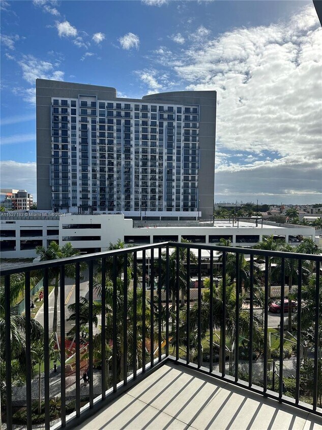 5300 NW 85th Ave Unit 409, Doral, FL 33166 - Condo for Rent in Doral ...
