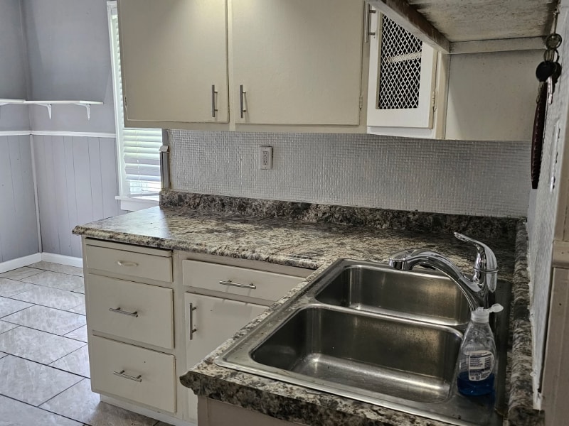 25 N Marguerite Ave, Ferguson, MO 63135 | Apartments.com